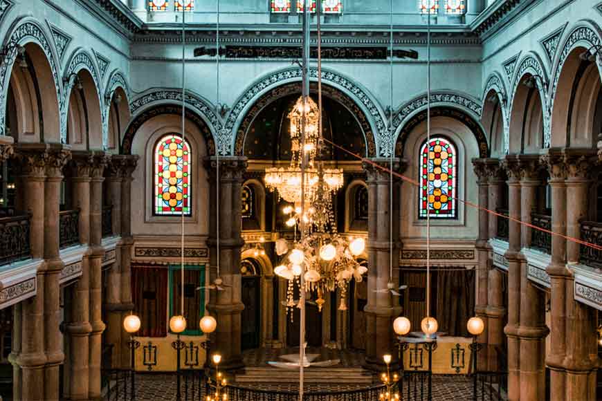 The places of worship in old Calcutta, and what we learn from them